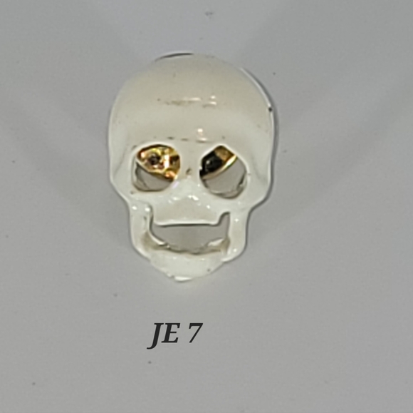 unbranded | Accessories | Vintage Skull Lapel Pin Je7 | Poshmark